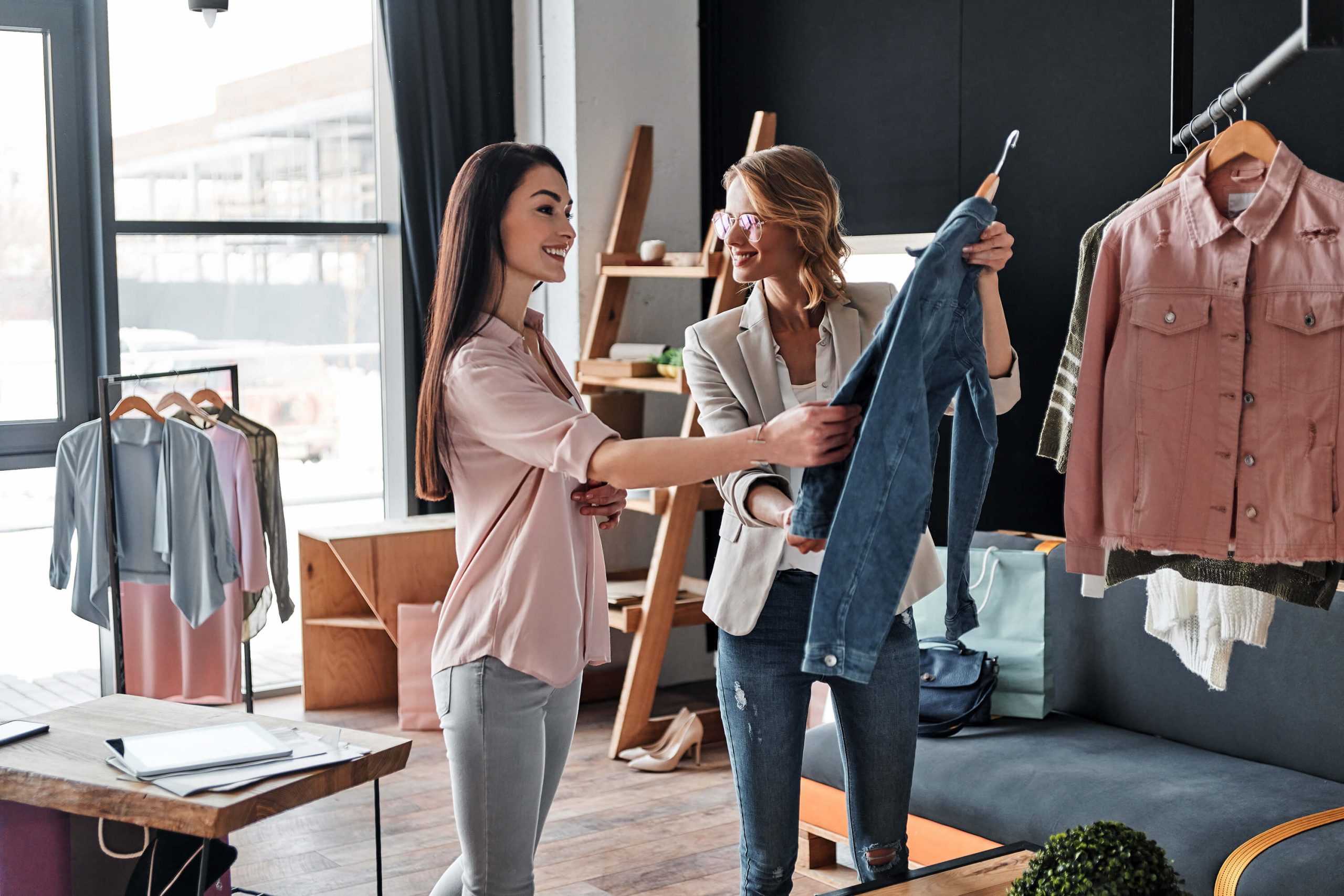 7 ways to personalise your customer service - Battersea Academy for ...